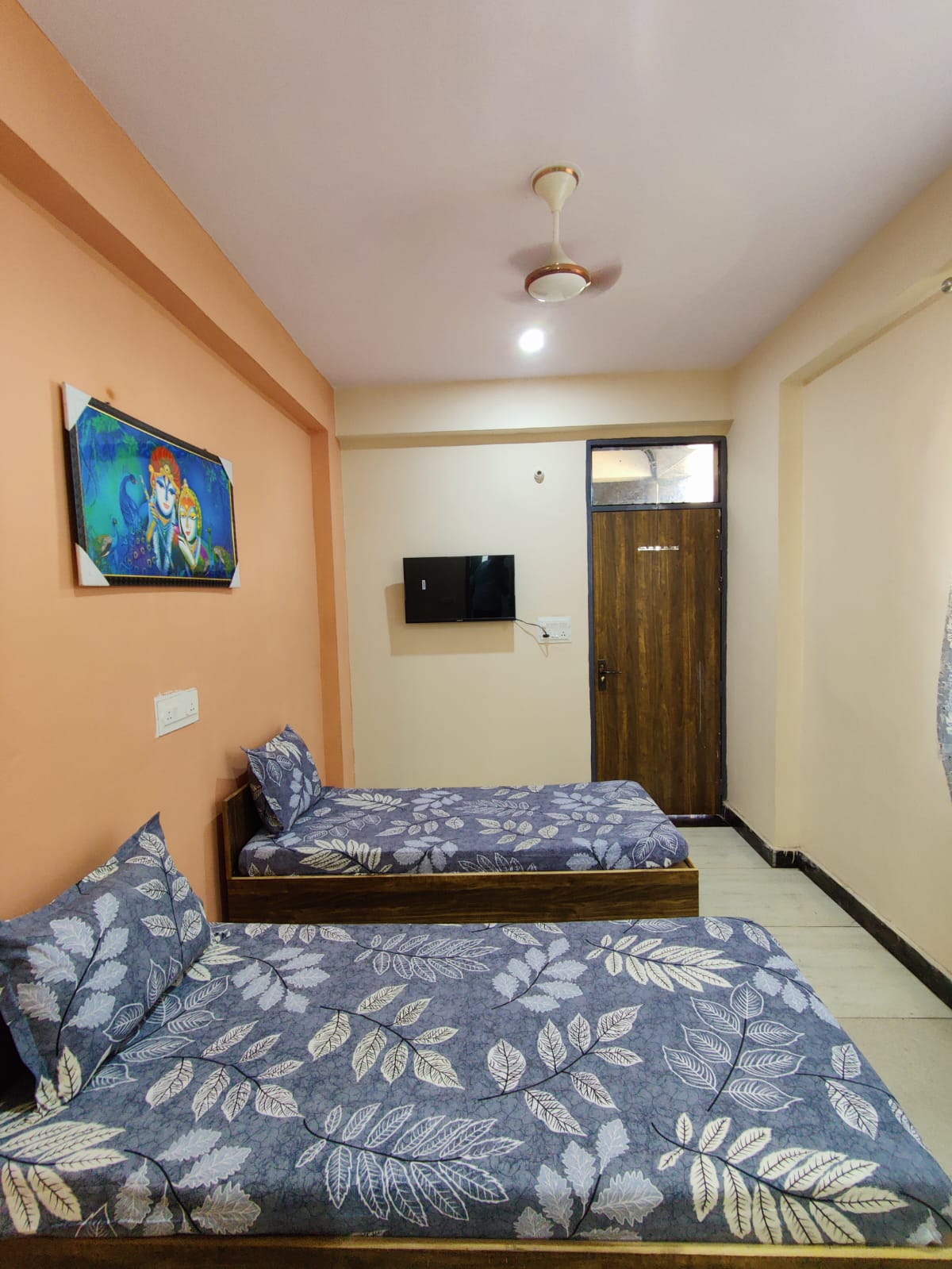 Sector 8 ,IMT Manesar, Gurgaon – Mahadev PG