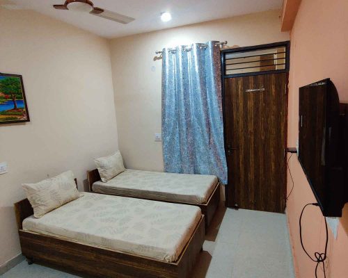 Sector 8 ,IMT Manesar, Gurgaon – Mahadev PG